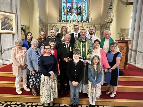 Jim's devotion to his parish is recognised with Papal medal - Community ...